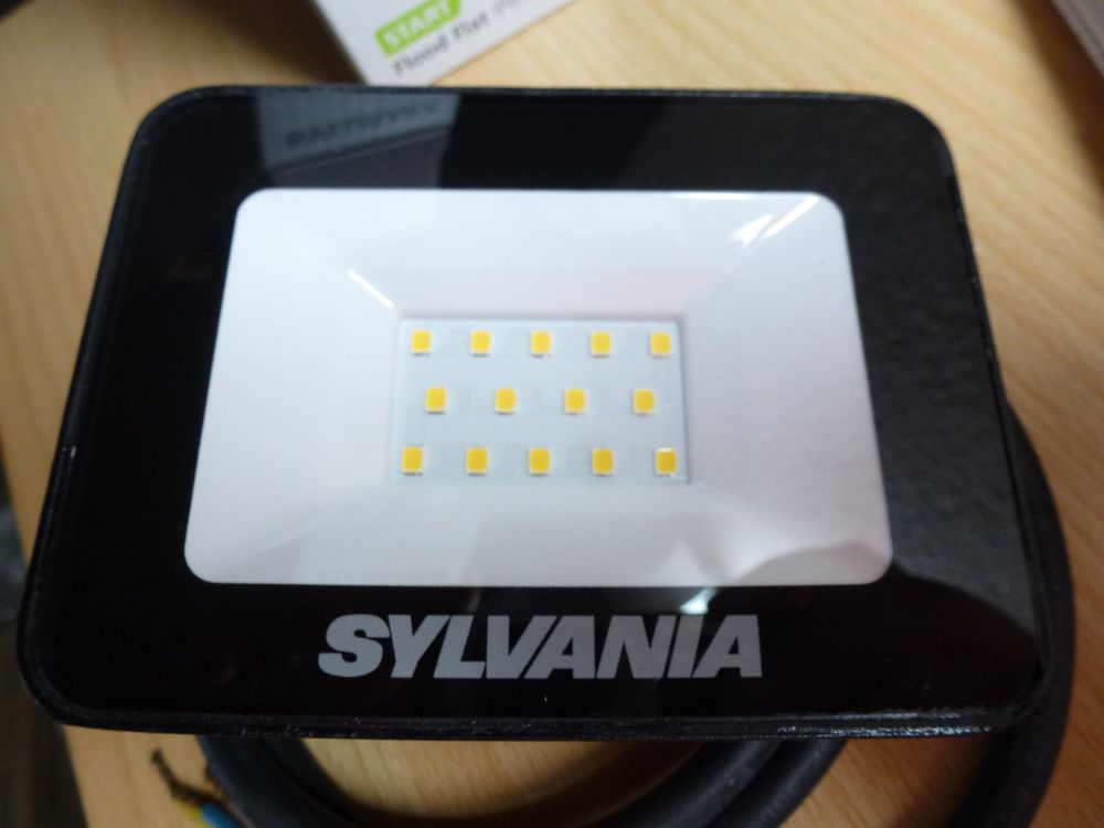 LED Scheinwerfer schwarz 10W 900lm 4000K Sylvania | Kaufen auf Ricardo