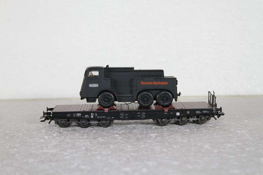 Märklin 4866 DR Schwerlast-Flachwagen mit Kaelble LKW (Gebraucht) in ...