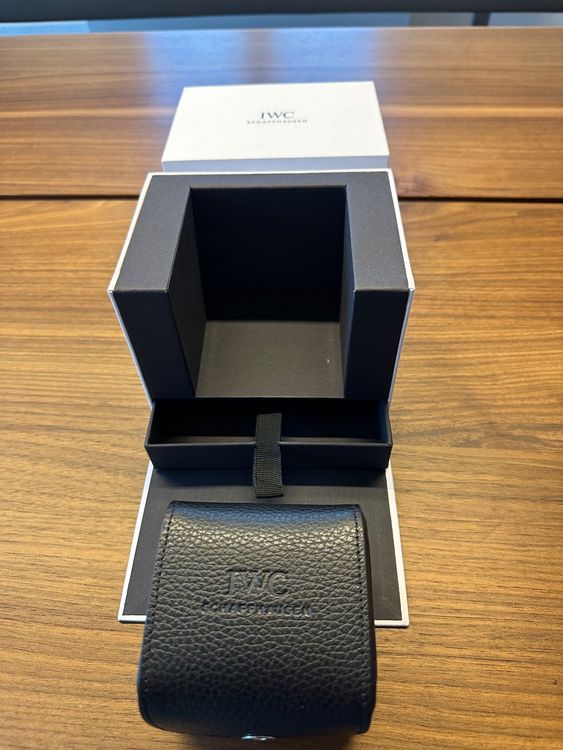 IWC Uhrenbox „neuwertig + komplett“ (Neu (gemäss Beschreibung)) in ...