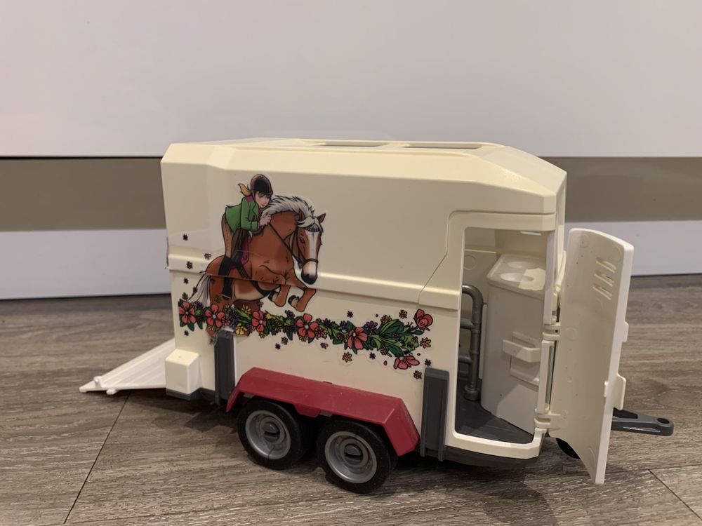 Schleich Auto mit Pferdeanhänger/ Transporter (Gebraucht) in Tägerwilen ...