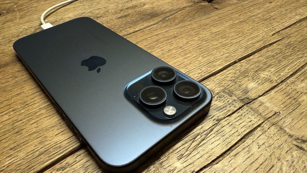 iPhone 15 Pro Max 512GB Topzustand 90% Akku (Gebraucht) in Trübbach für CHF 795 – mit Lieferung ...