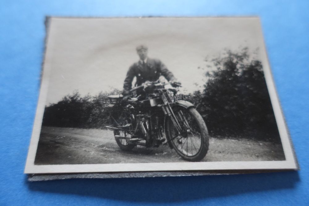 MOTO PRE-WAR FOTO OLDTIMER VINTAGE (Gebraucht) in Bellevue für CHF 5 ...