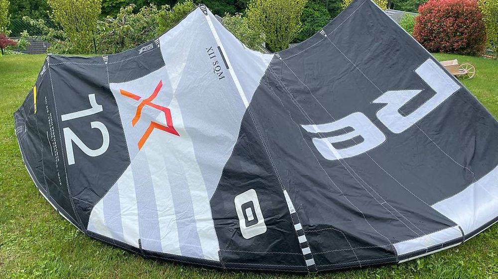 Kite Core XR7 - 12m (Gebraucht) in Saubraz für CHF 465 – mit Lieferung ...