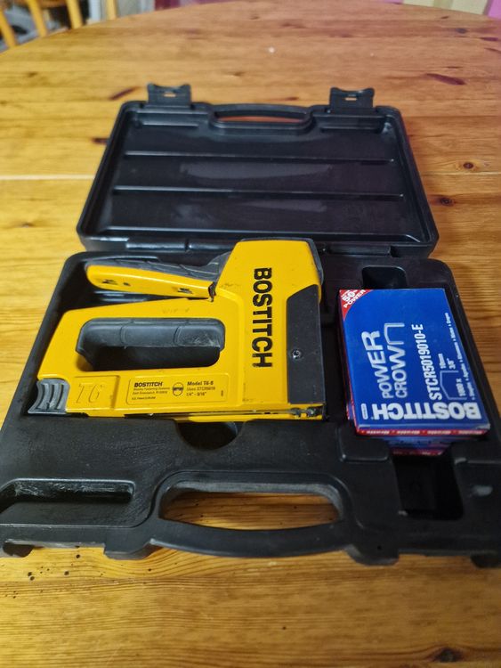 Bostitch PC8000 Power Tacker (Gebraucht) in Herzogenbuchsee für CHF 20 ...