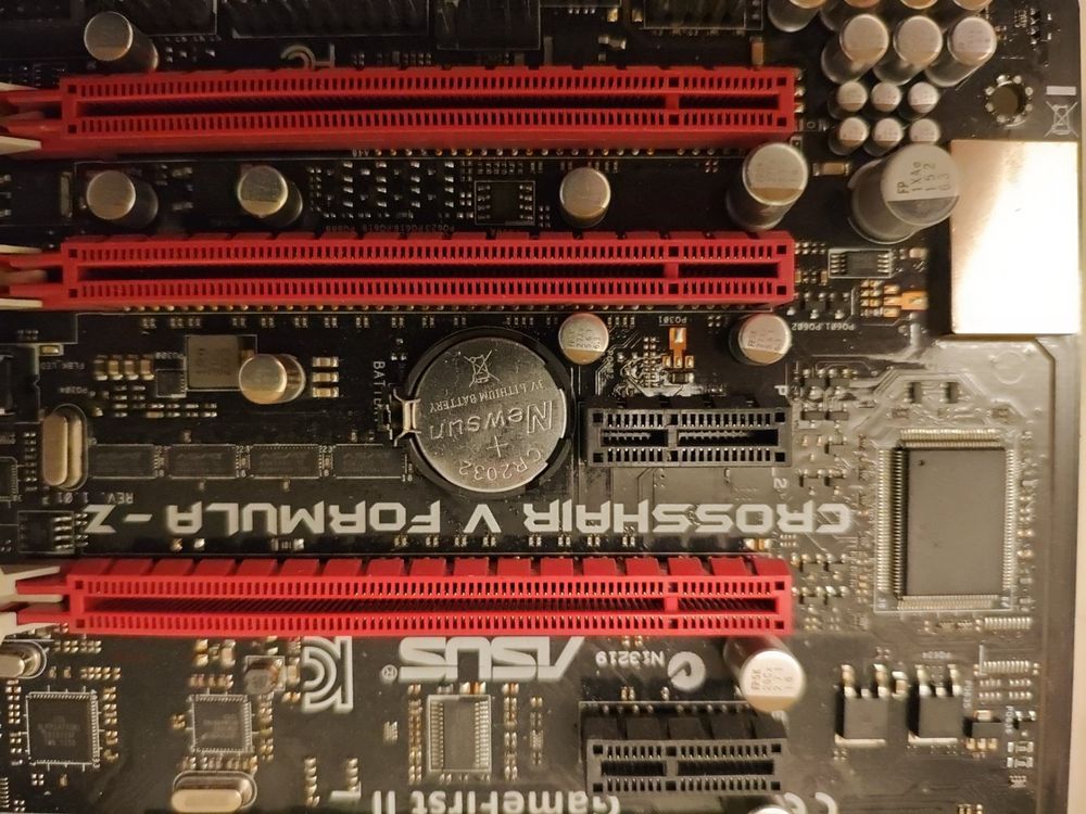 Asus Crosshair V Formula-Z + FX CPU + 8GB DDR (Defekt) in Dübendorf für ...
