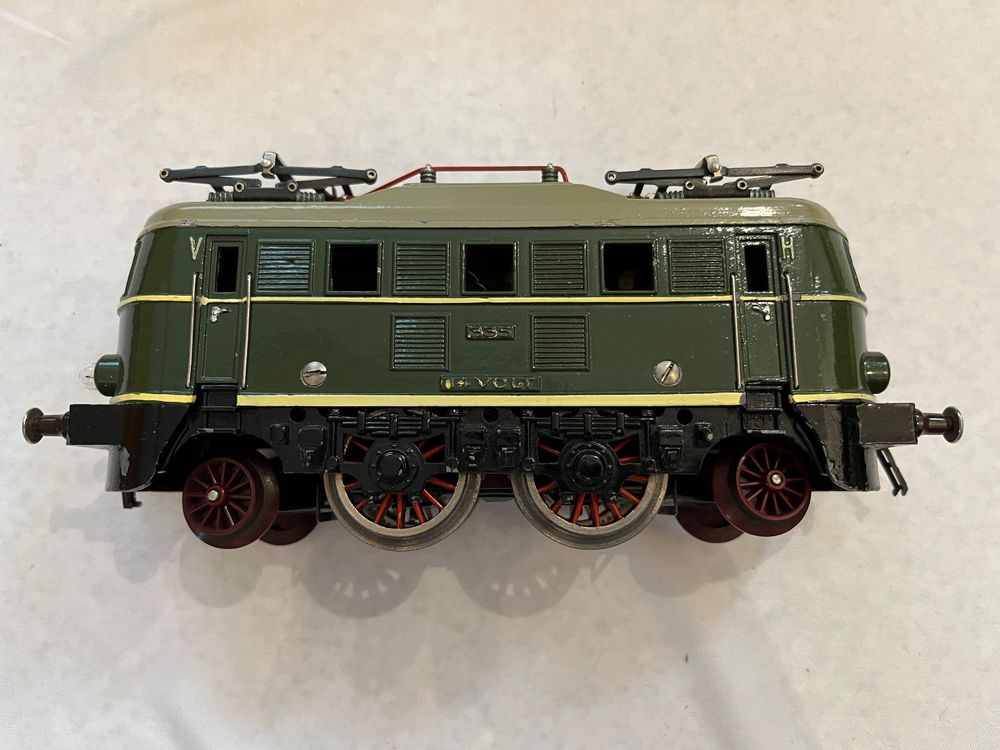Schöne Fleischmann E 335 grüne E-lok aus 1950er Spur 0 (Gebraucht) in Schlieren für CHF 200 ...