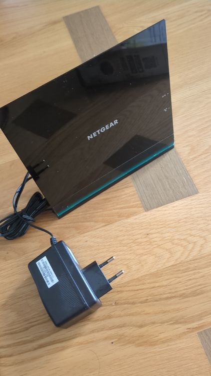 NETGEAR Nighthawk R6100 Router (Gebraucht) in Dietikon für CHF 1 – mit ...
