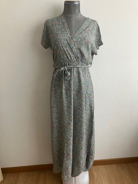 Robe New Collection T S (Gebraucht) in Gampelen für CHF 9.95 – mit ...