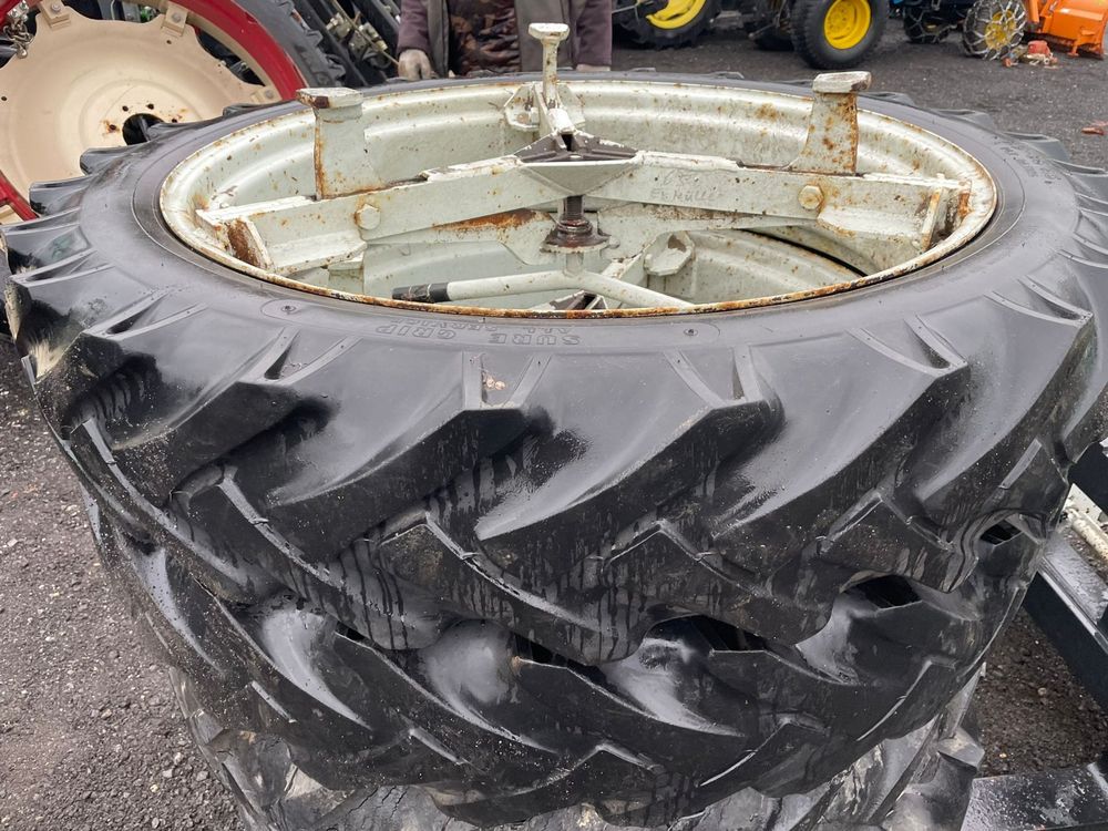 Doppelräder Müller 9.5R36 (Gebraucht) in Triesen für CHF 1 – nur Abholung auf Ricardo kaufen