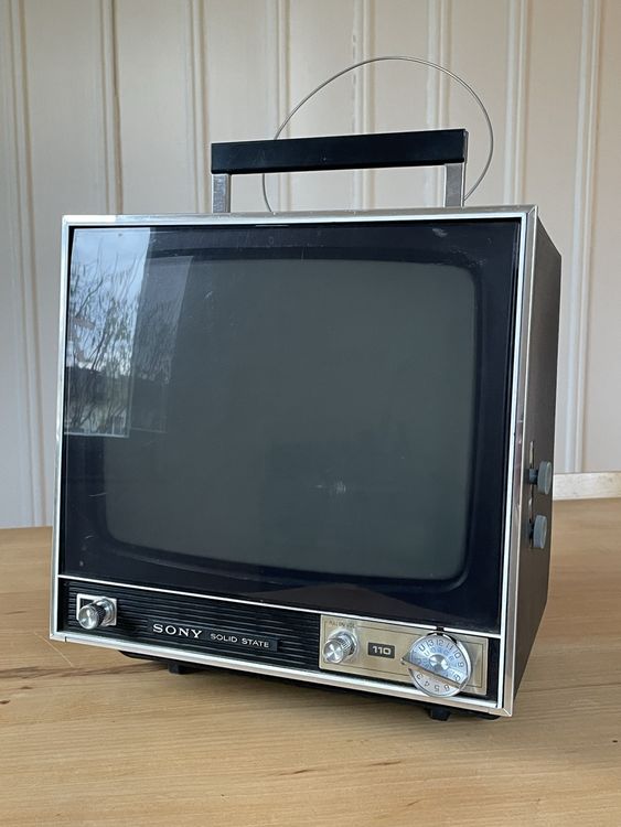 Sony Solid State 110 TV 1975 (Gebraucht) in zürich für CHF 100 – nur ...