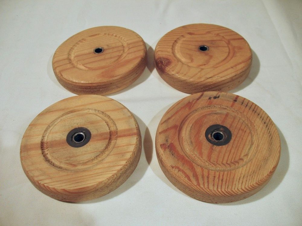 4 Holz Räder Massiv Föhre Fichte für Fahrzeuge Wagen Basteln (Gebraucht ...