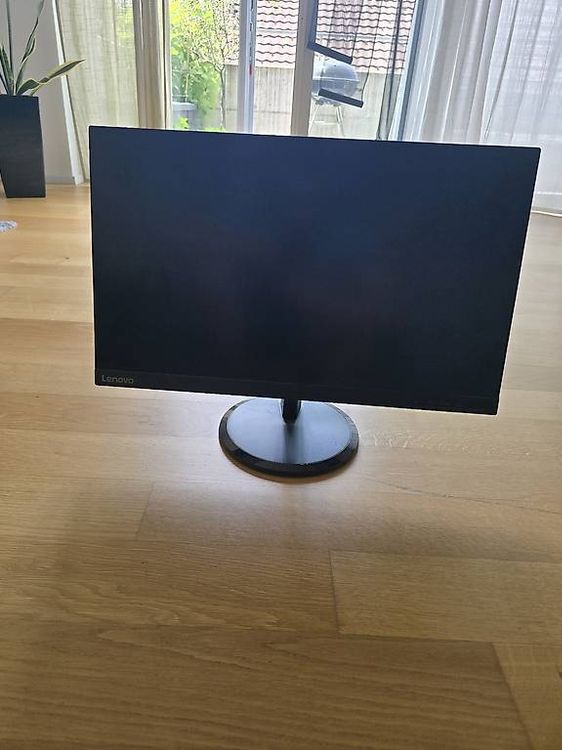 Lenovo Monitor (Gebraucht) in Boningen für CHF 30 – nur Abholung auf ...