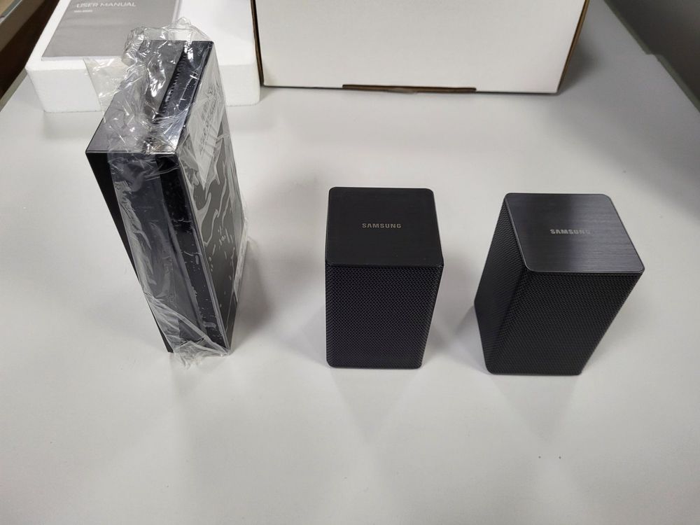 Samsung SWA-8500S Wireless Rear Speaker | Kaufen auf Ricardo