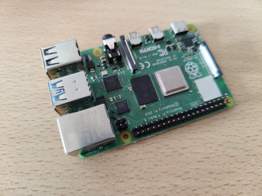 Raspberry Pi 4 4GB Model B & Raspberry Pi Zero W & Zubehör (Gebraucht) in Meisterschwanden für ...