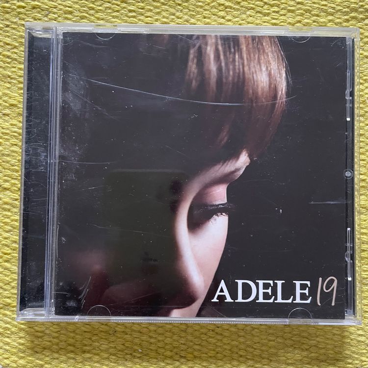 ADELE-ADELE 19 (Gebraucht) in Rorschacherberg für CHF 2.9 – mit Lieferung auf Ricardo kaufen