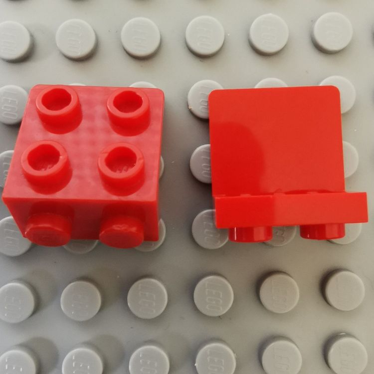 LEGO, 15 Stk. Konsole 1 x 2 / 2 x 2 rot | Kaufen auf Ricardo