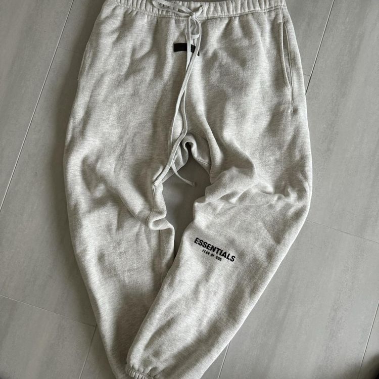 Essentials Pants | Kaufen auf Ricardo