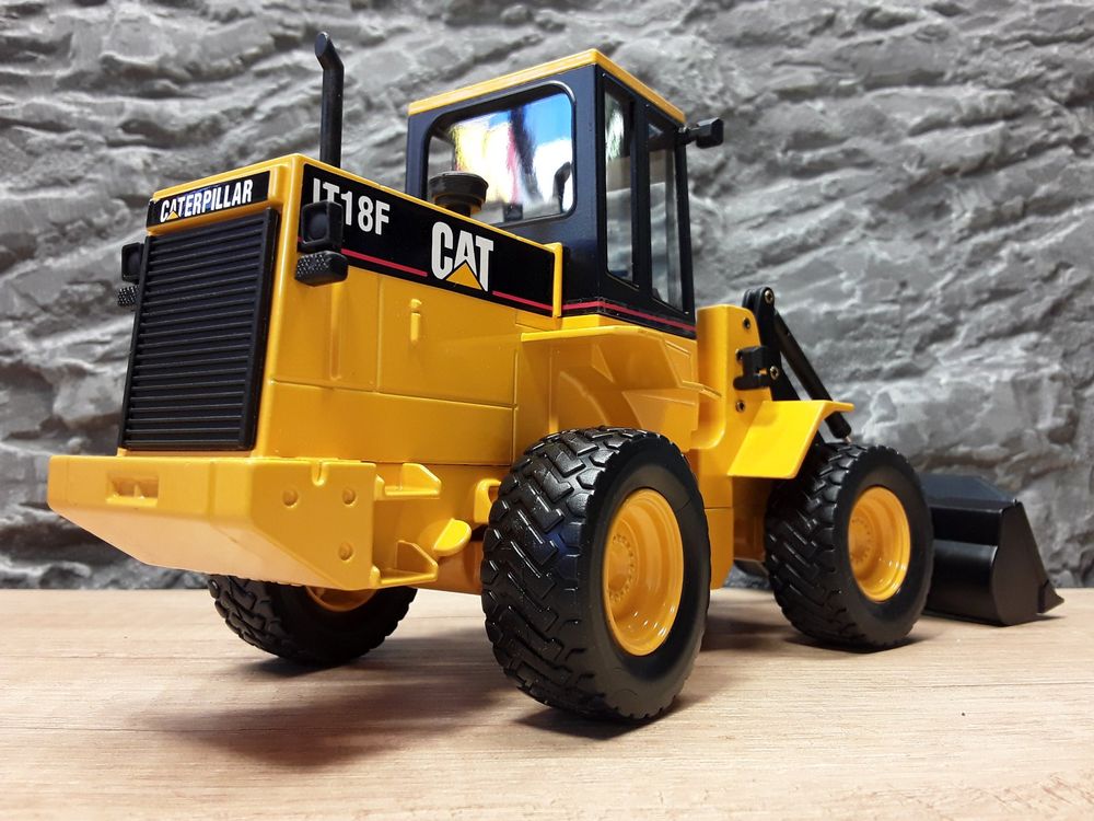 Rarität _ JOAL 184 _ Radlader CAT IT18F _ metall _ 1:25 | Kaufen auf ...