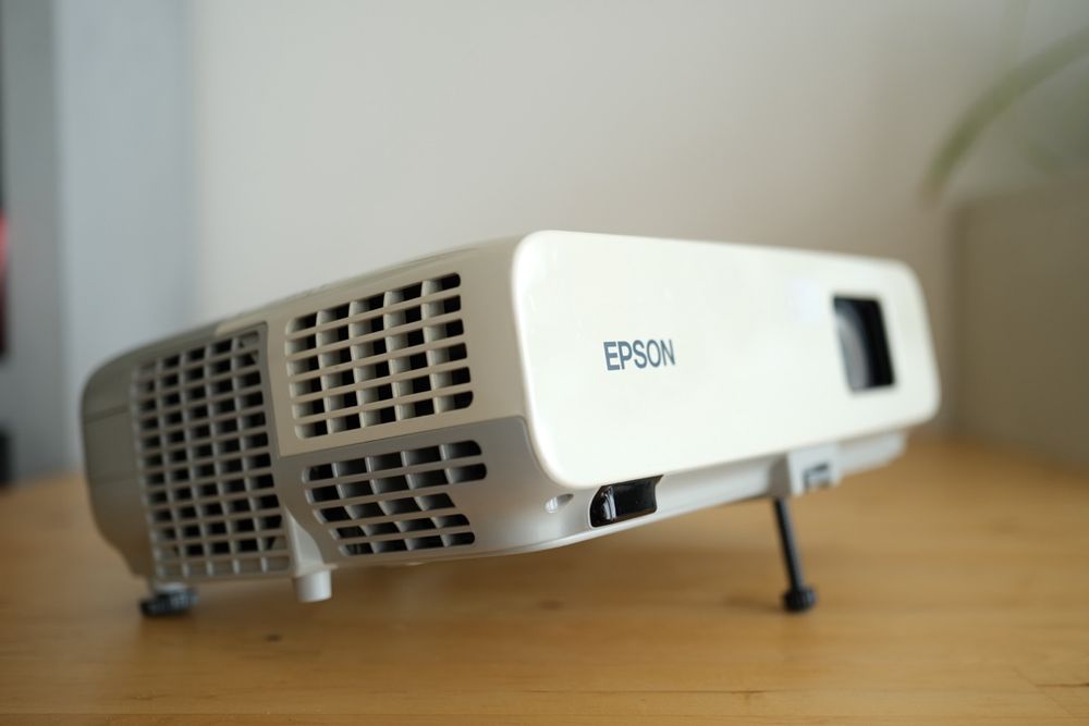 EPSON EB-84H projector beamer | Kaufen auf Ricardo