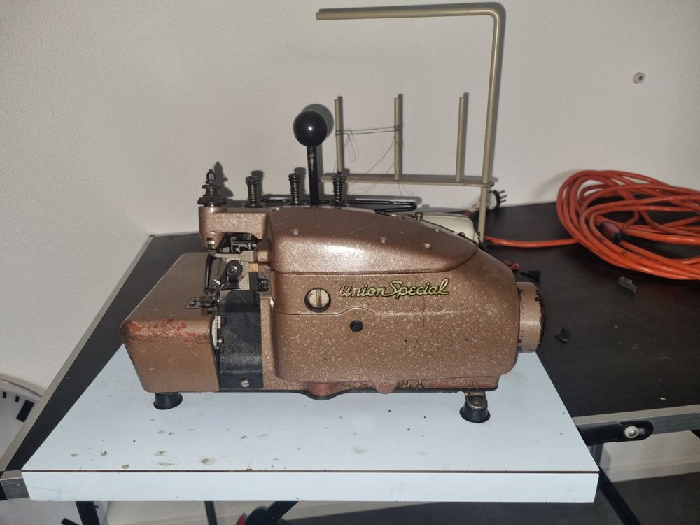Union Special Overlock Nähmaschine, Vintage (Defekt) in Malters für CHF ...