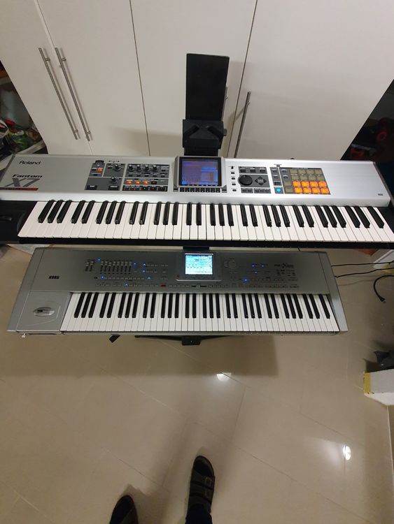 SET Roland Fantom X7 und Korg PA1 X Pro elite (Gebraucht) in für CHF ...
