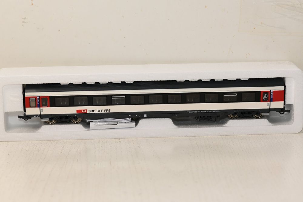 SBB 2 Kl ICN EW IV Roco HO/DC mit OVP (Neu (gemäss Beschreibung)) in Laupen ZH für CHF 71 – mit ...