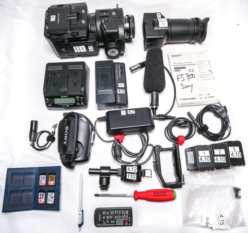 Sony FS700 Komplettpacket inkl. Odyssey Q7 Screen (Gebraucht) in Luzern ...