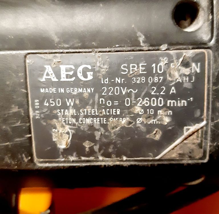 Bohrmaschine AEG SBE 10 RL-N mit Polieraufsatz (Gebraucht) in Oftringen für CHF 10 – mit ...