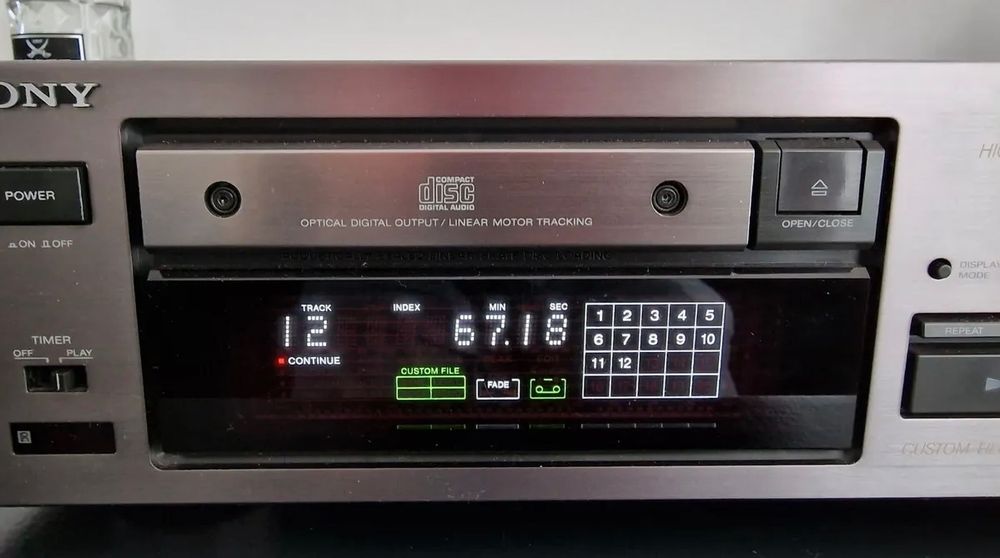 SONY CDP-X33ES CD-Player Titan - selten (Gebraucht) in Trimbach für CHF 249 – mit Lieferung auf ...