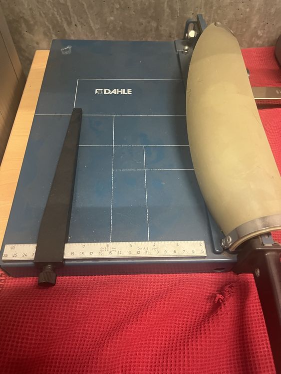 DAHLE Papierschneider, funktionstüchtig & robust (Gebraucht) in Hittnau für CHF 40 – mit ...
