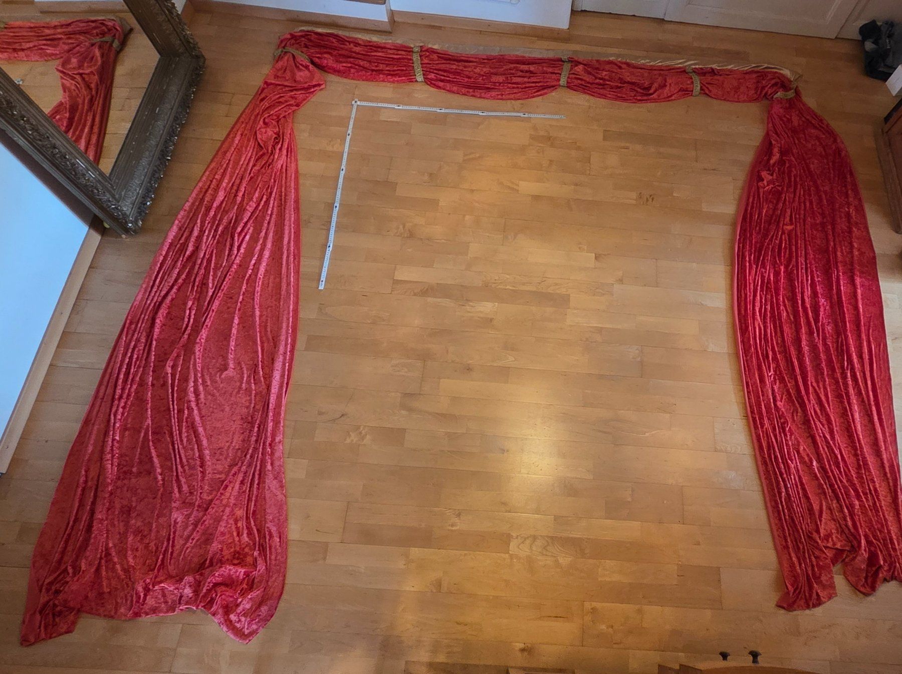Portalvorhang für Kindertheater, rot ca. 2.6m x 2.8m (Gebraucht) in ...