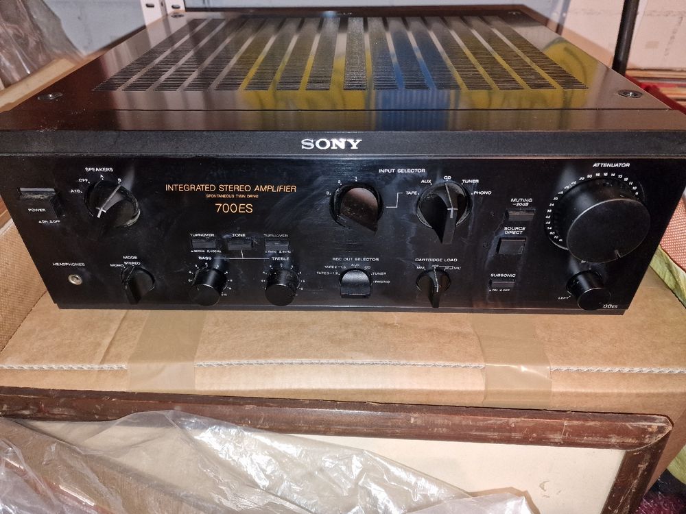Sony Amplifier 700ES (Gebraucht) in Daellikon für CHF 350 – mit ...