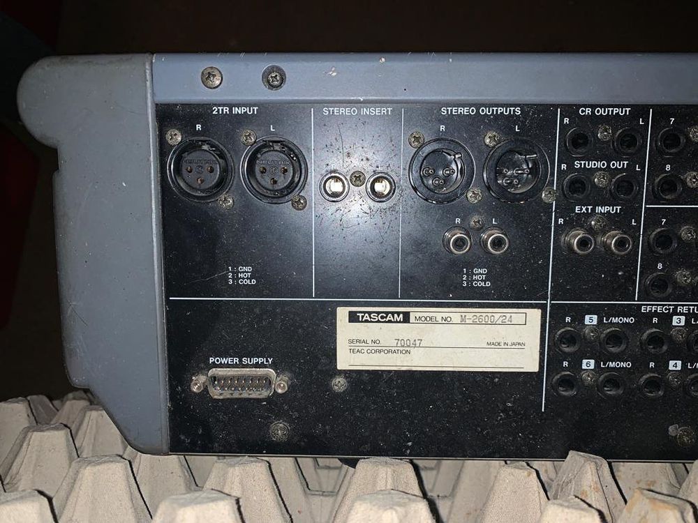 Tascam M-2600 Mixer inkl. Power Supply (Gebraucht) in Bad Ragaz für CHF ...