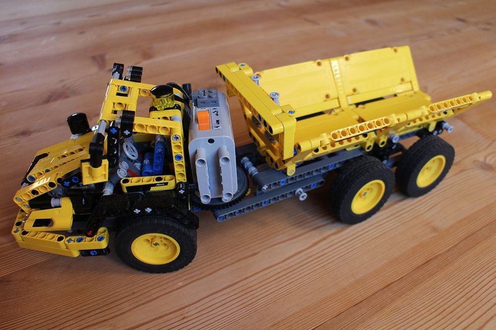 Lego Technic / Knickgelenk-Laster / 8264 (Gebraucht) in Männedorf für ...