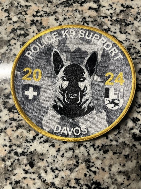 Badge Police K9 Support WEF (Neu (gemäss Beschreibung)) in Winkel für ...