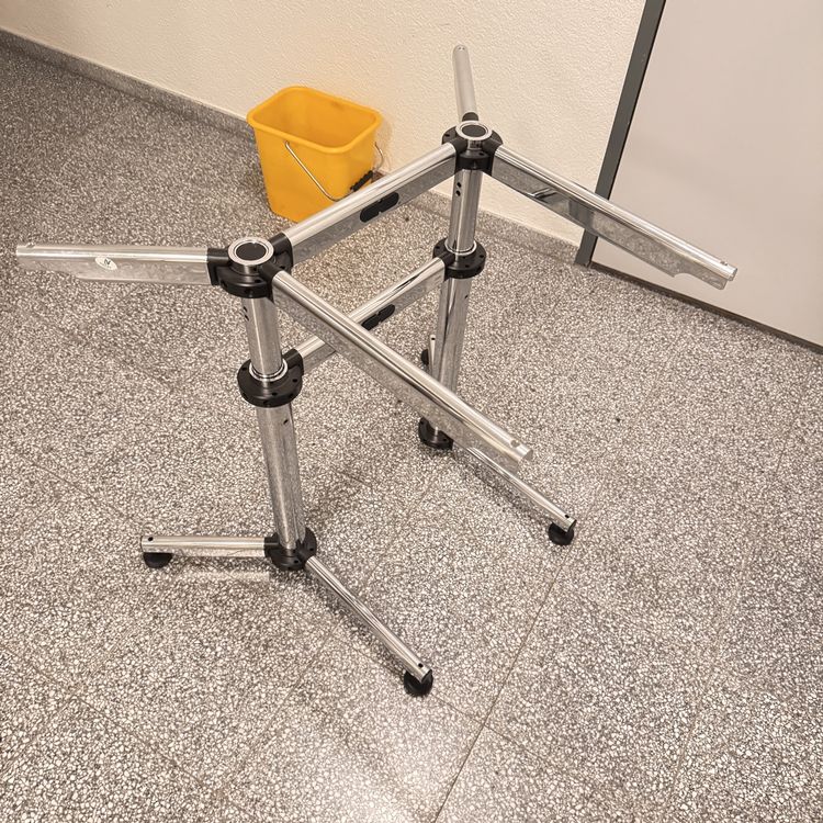 USM Haller Kitos Tischgestell Chrom (Gebraucht) in Tann für CHF 2 – nur ...