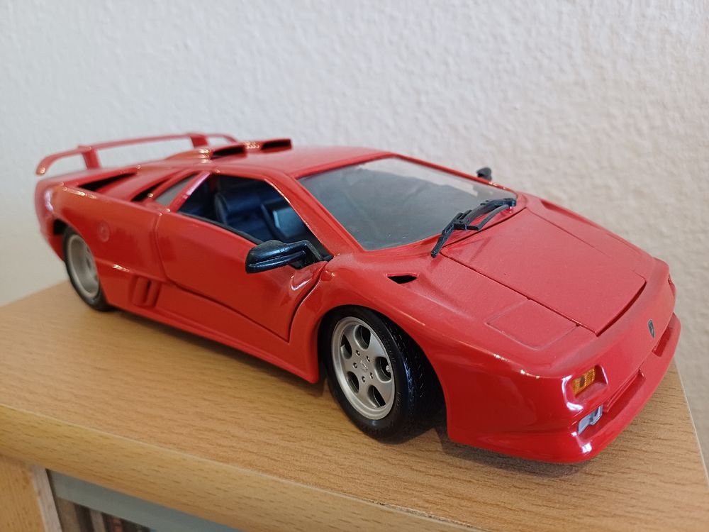 Modellauto Lamborghini Diablo rot (Gebraucht) in Pratteln für CHF 20 – nur Abholung auf Ricardo ...