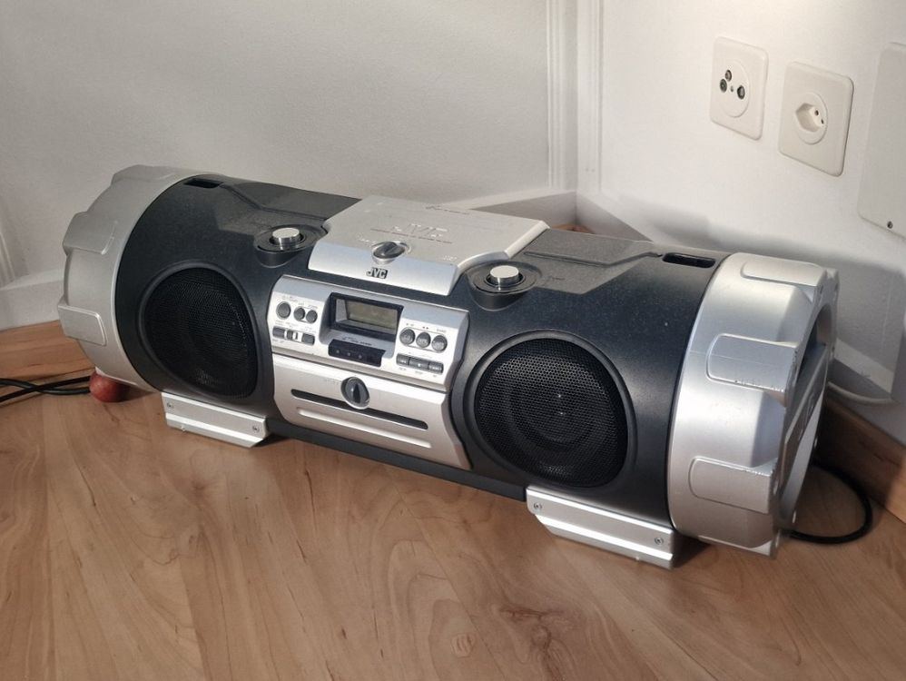JVC Boomblaster Boombox Soundblaster (Gebraucht) in für CHF 119.95 ...