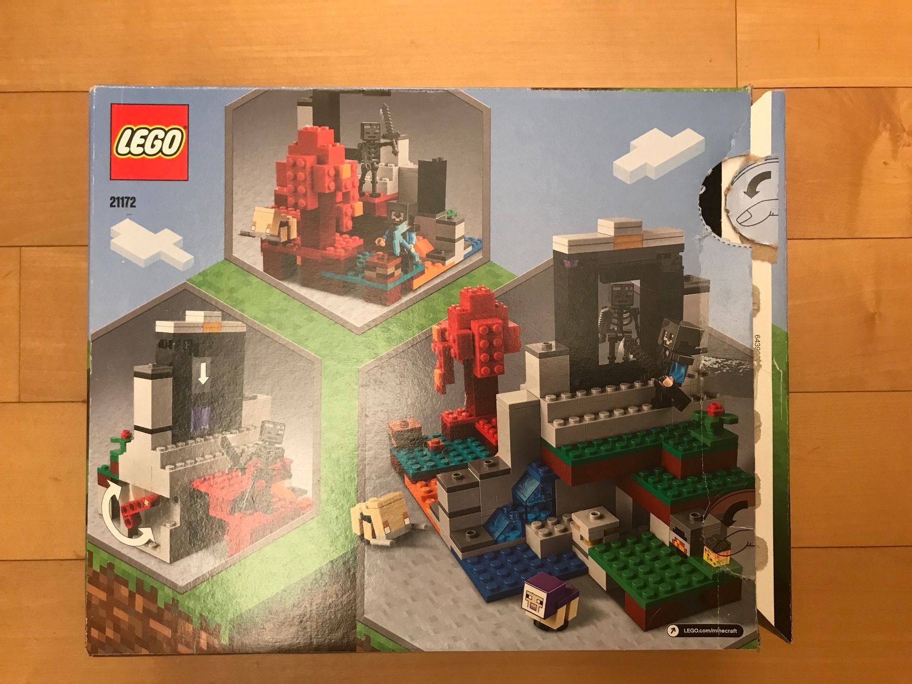 Lego Minecraft, Das zerstörte Portal (Gebraucht) in Uster für CHF 24 ...