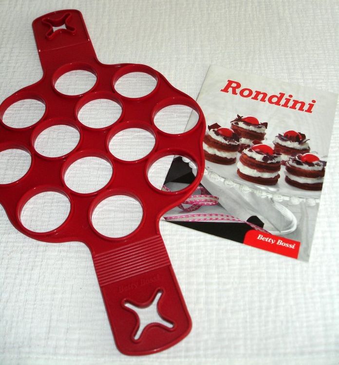 Betty Bossi Rondini-Form inkl. Rondini-Rezepten (Gebraucht) in ...