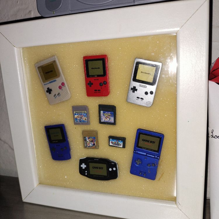 Décoration gameboy history miniature (Gebraucht) in Vernayaz für CHF 30 ...