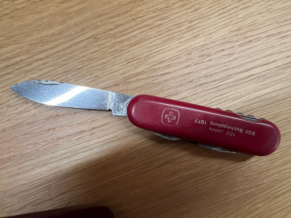 Wenger Messer 1977 (Gebraucht) in Zürich für CHF 1 – mit Lieferung auf ...
