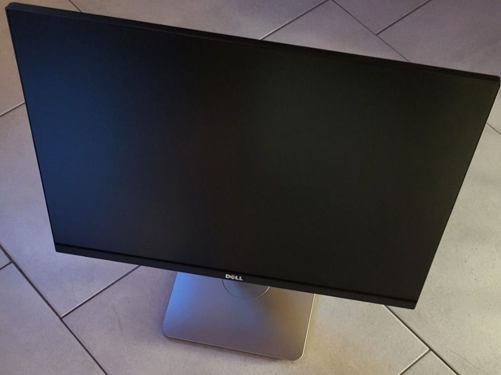DELL Monitor UltraSharp U2415 (24", 1920 x 1200) (Gebraucht) in Birr ...