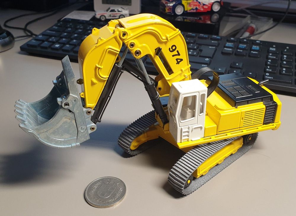 Siku Bagger mit Klappschaufel 1:55 (Gebraucht) in Klingnau für CHF 9 ...