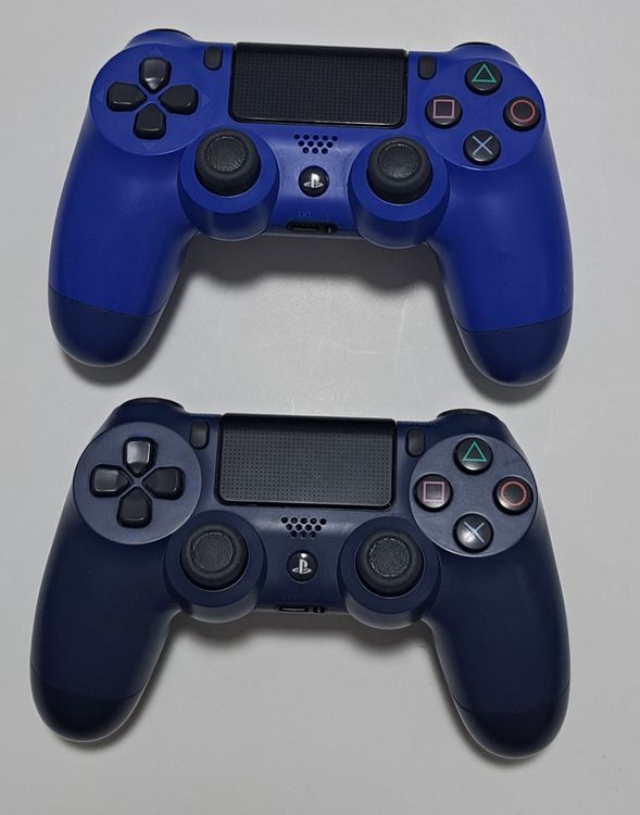 Ps4 Controller 2x Original SONY (Gebraucht) in Biel/Bienne für CHF 75 ...