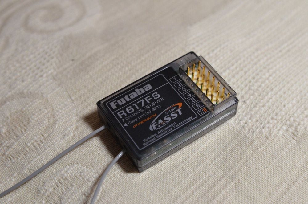 Récepteur Futaba R617FS 2.4GHZ 7 Voies (Gebraucht) in Lucens für CHF 21 ...