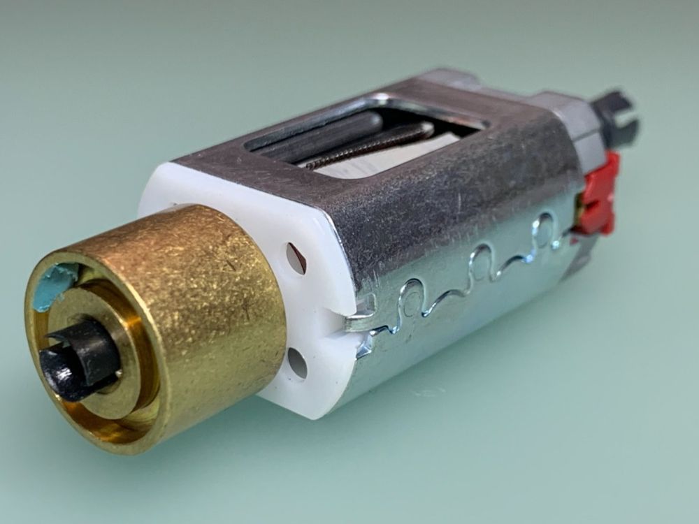 ROCO MOTOR SBB CFF Re 4/4 IV inkl. Kardanwelle, Zahnräder,.. (Neu ...