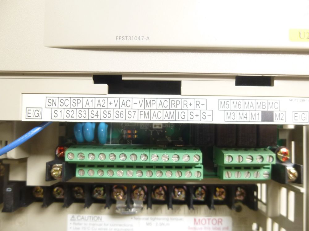 Yaskawa Frequenzumrichter CIMR F7C4011; Varispeed F7; 11kW | Kaufen auf ...