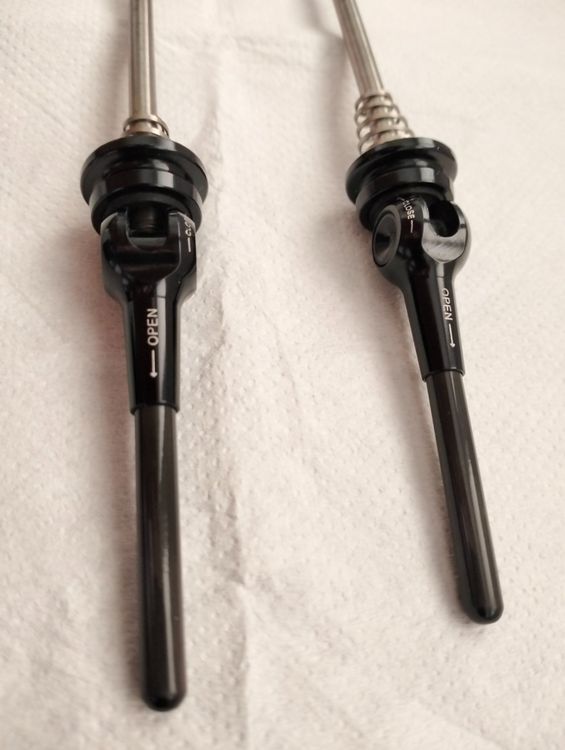 Schnellspanner Set (Gebraucht) in Uster für CHF 26 – mit Lieferung auf ...