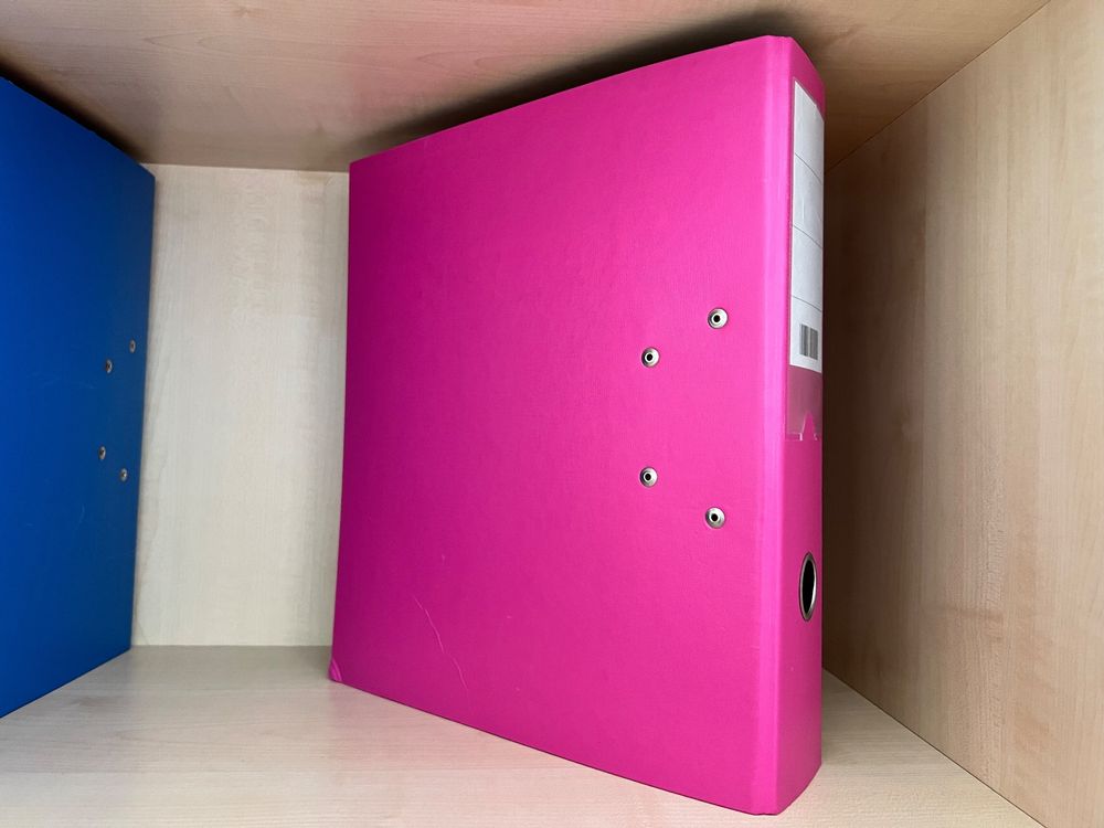 Ordner A4 7cm Pink in sehr gutem Zustand (Gebraucht) in Neuhausen für ...